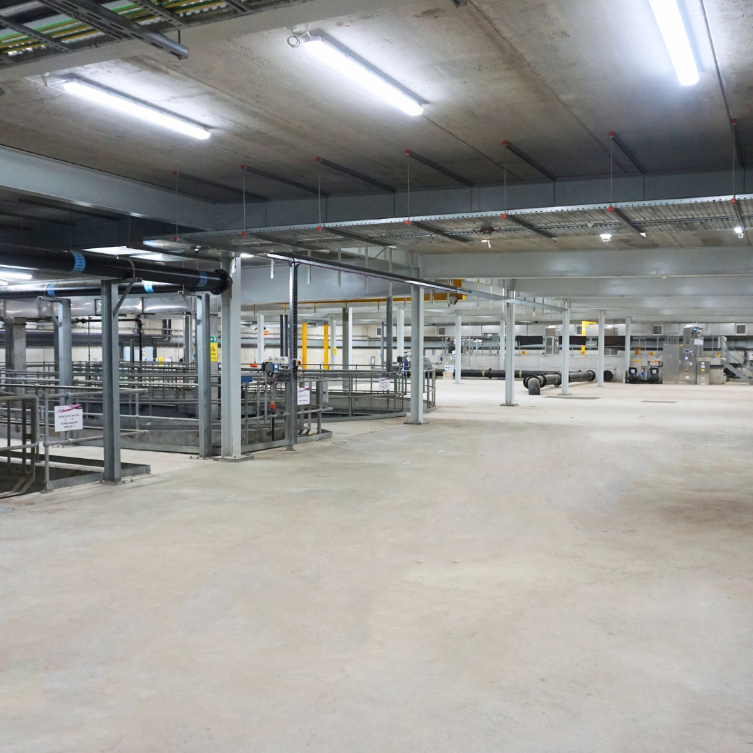 06710 - Dura 25W LED Batten - 4000K, 1500mm, Single - BELL Lighting